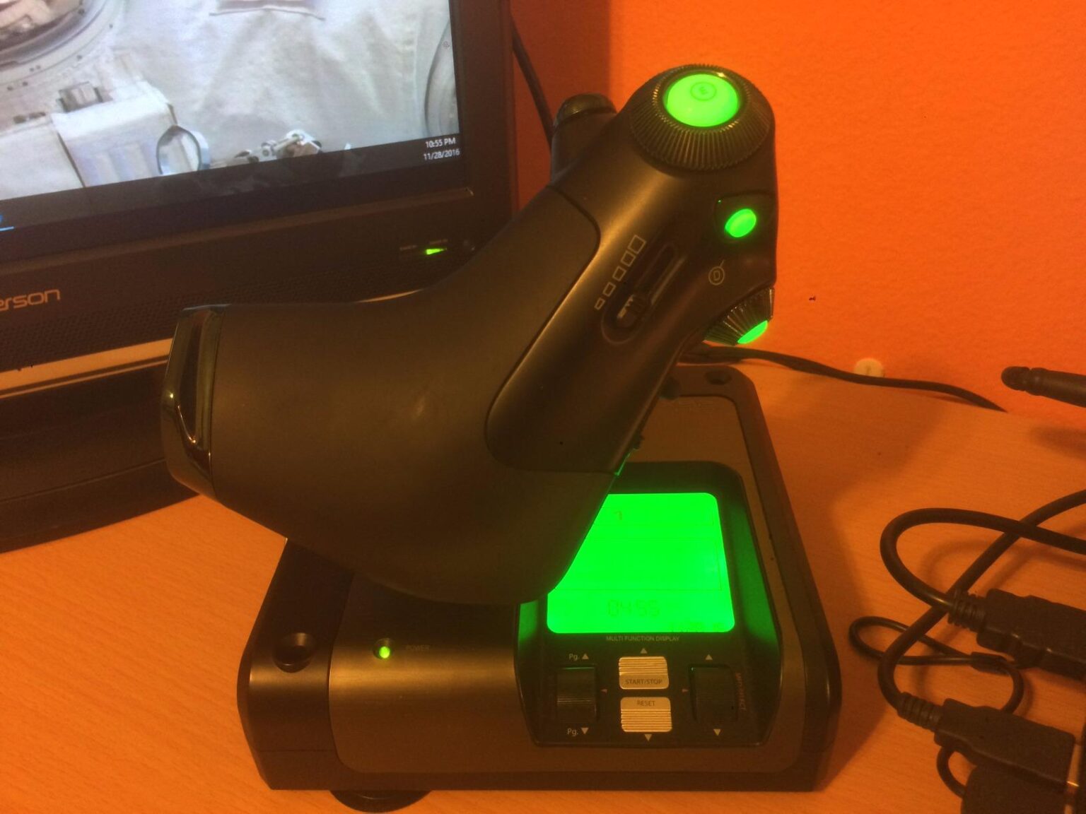 6 Best HOTAS Flight Sticks for PC (April 2026) Expert Reviews