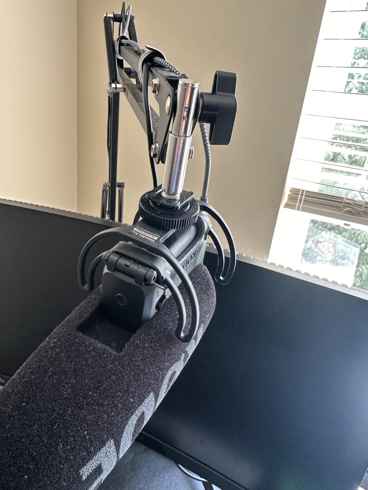10 Best Shotgun Microphones for Filmmaking (April 2026) Expert Reviews